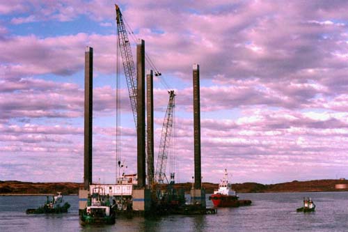 LPG Jetty Pile Installation Project - Numa Hammers